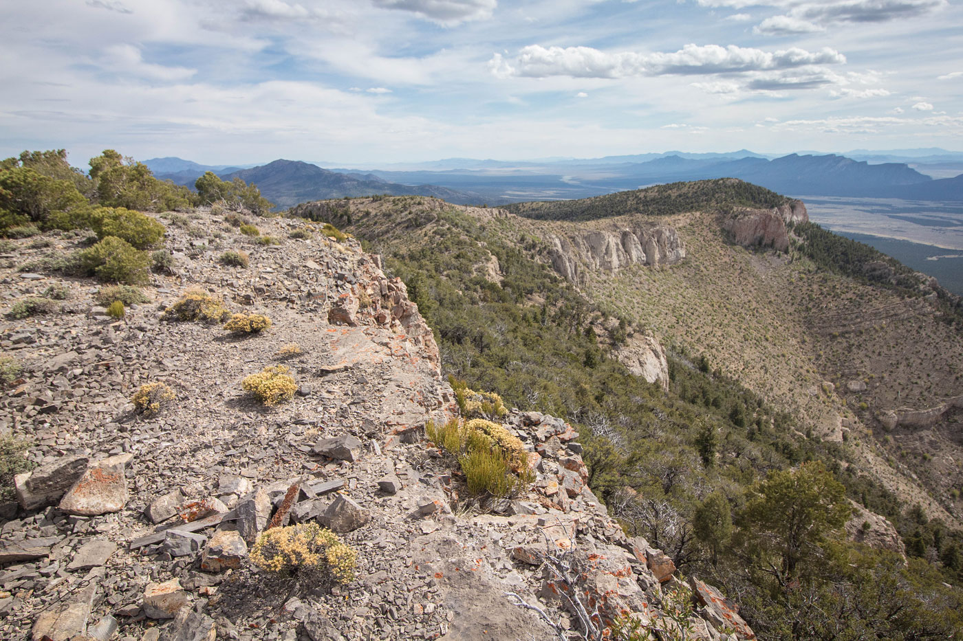 Hike Dutch John Mountain in Fairview Range BLM - Stav is Lost
